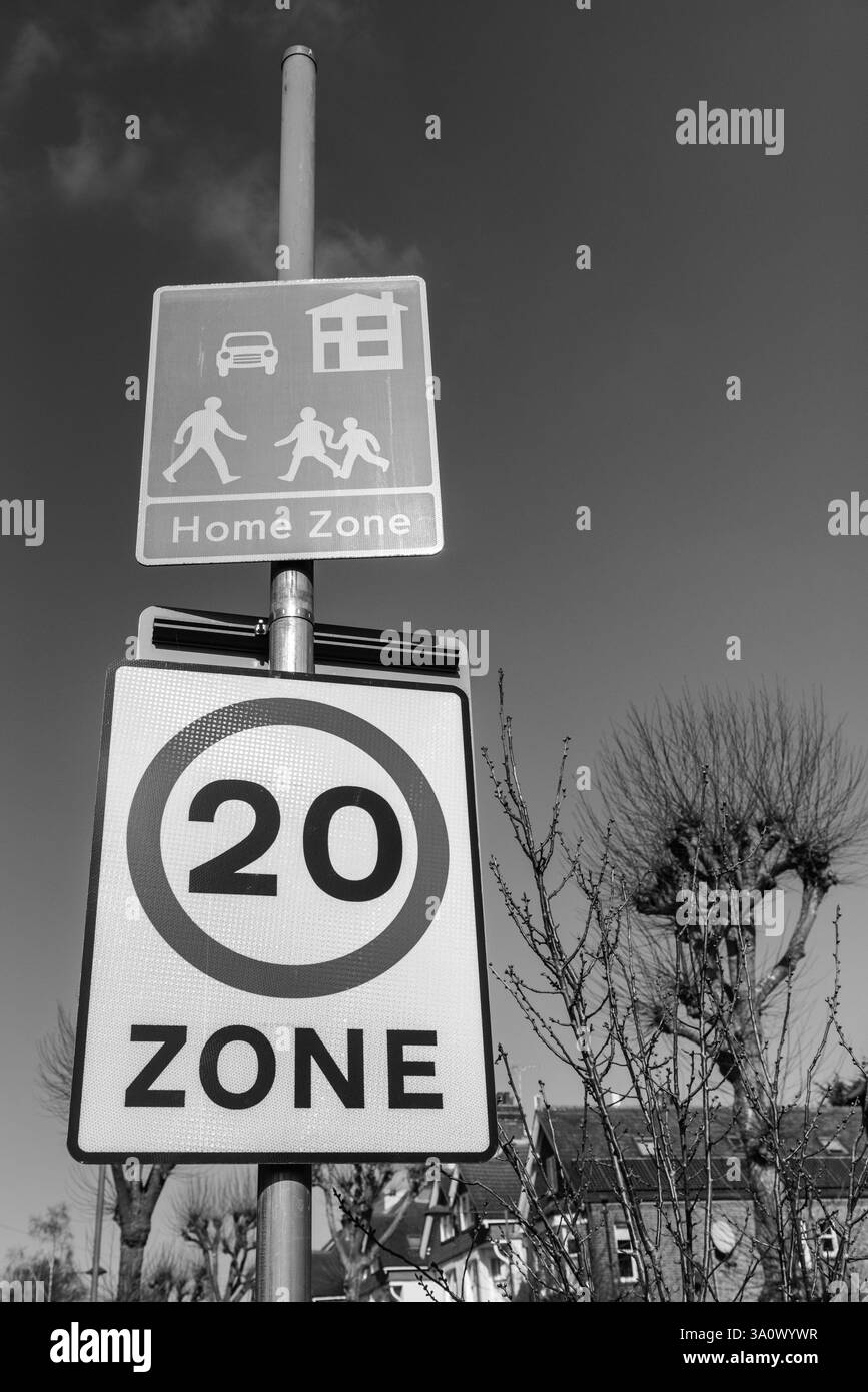 20 zone sign speed Black and White Stock Photos & Images - Alamy