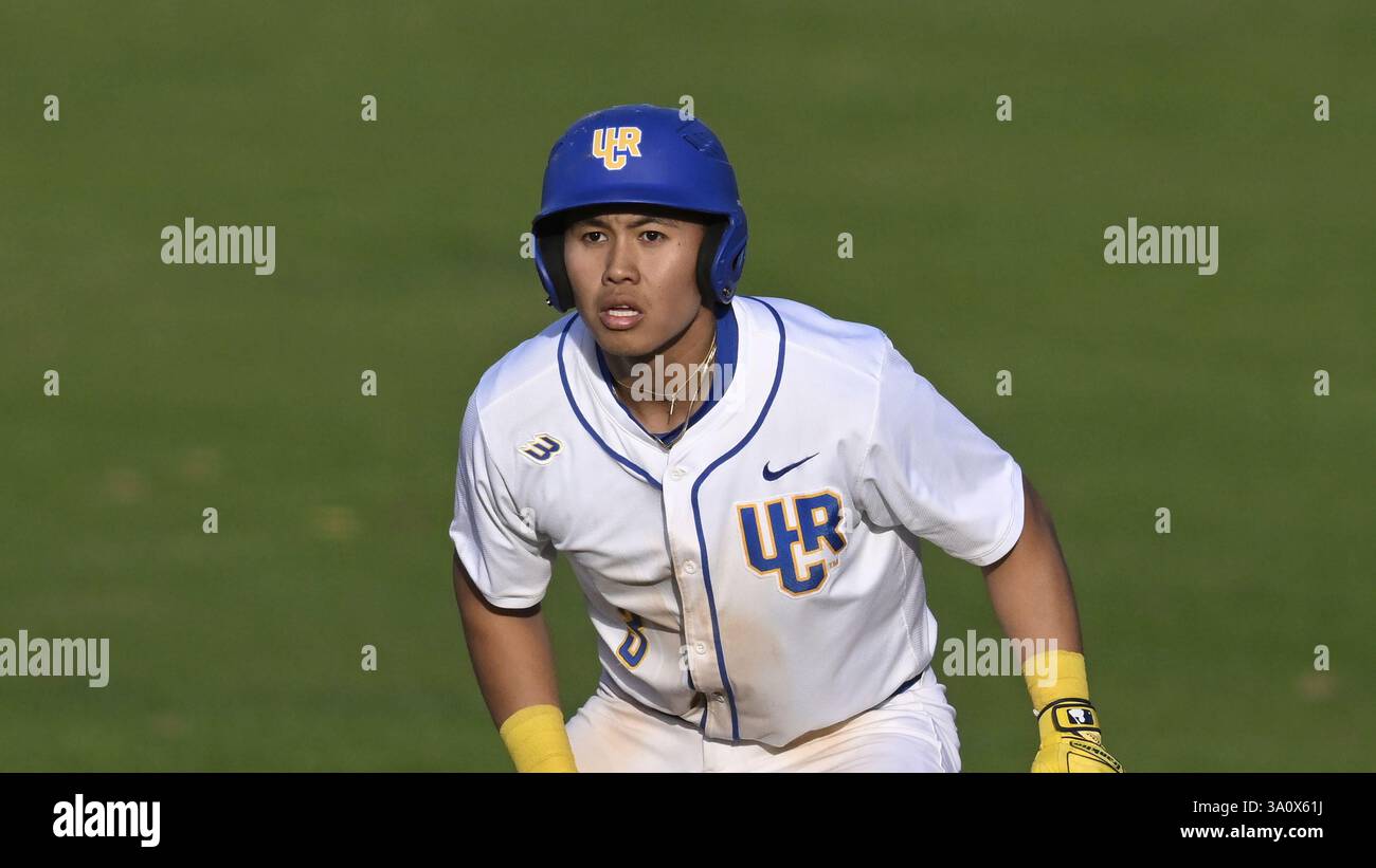 UC Riverside's Andrew Rivas (3) during an NCAA baseball game on Friday ...