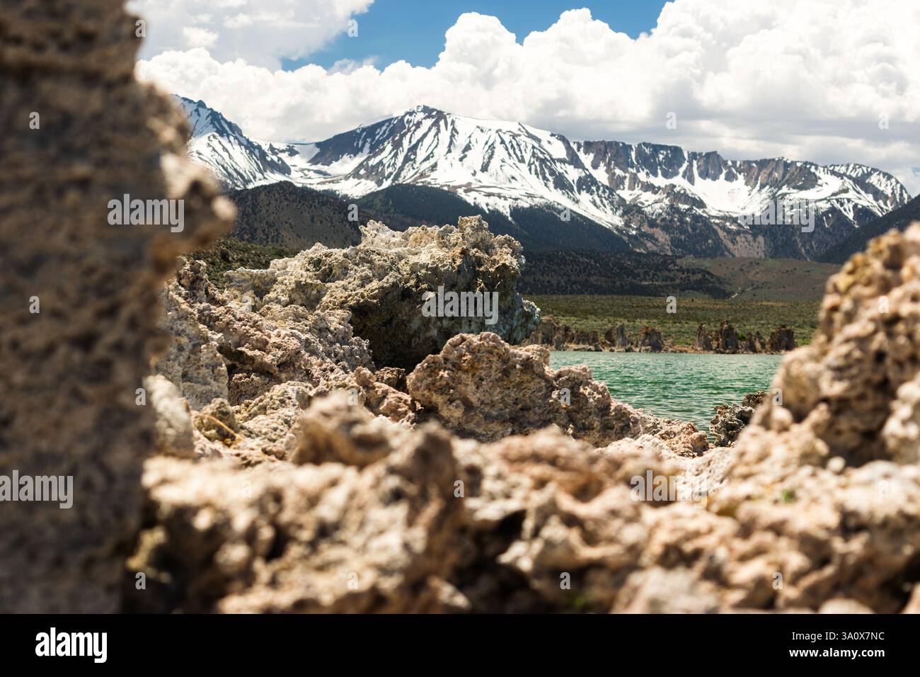 Dramatic tufa formations and snow peaks at Mono Lake Stock Photo - Alamy