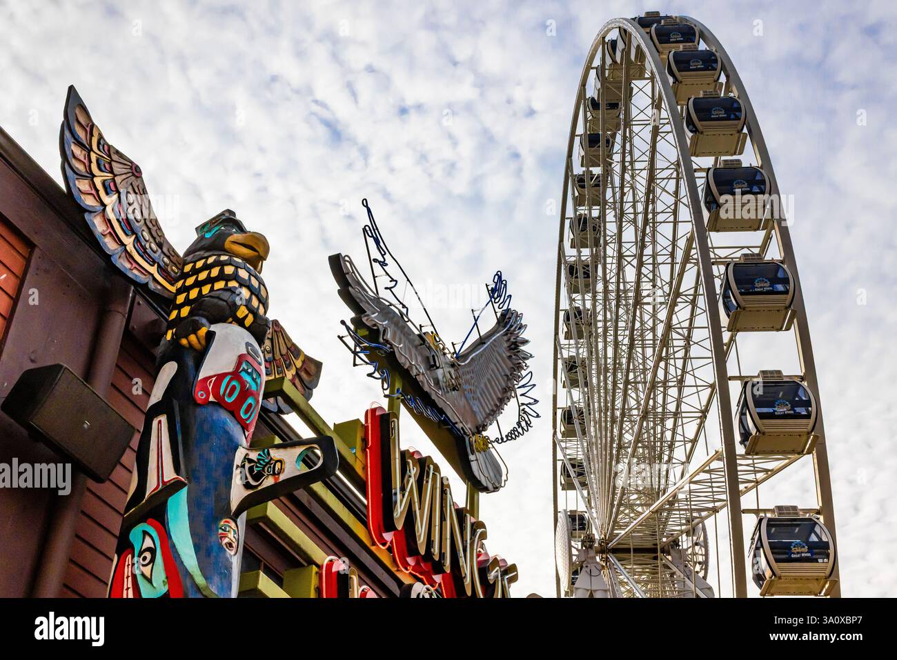 Riding The Seattle Great Wheel, Seattle, Washington State, USA [No ...