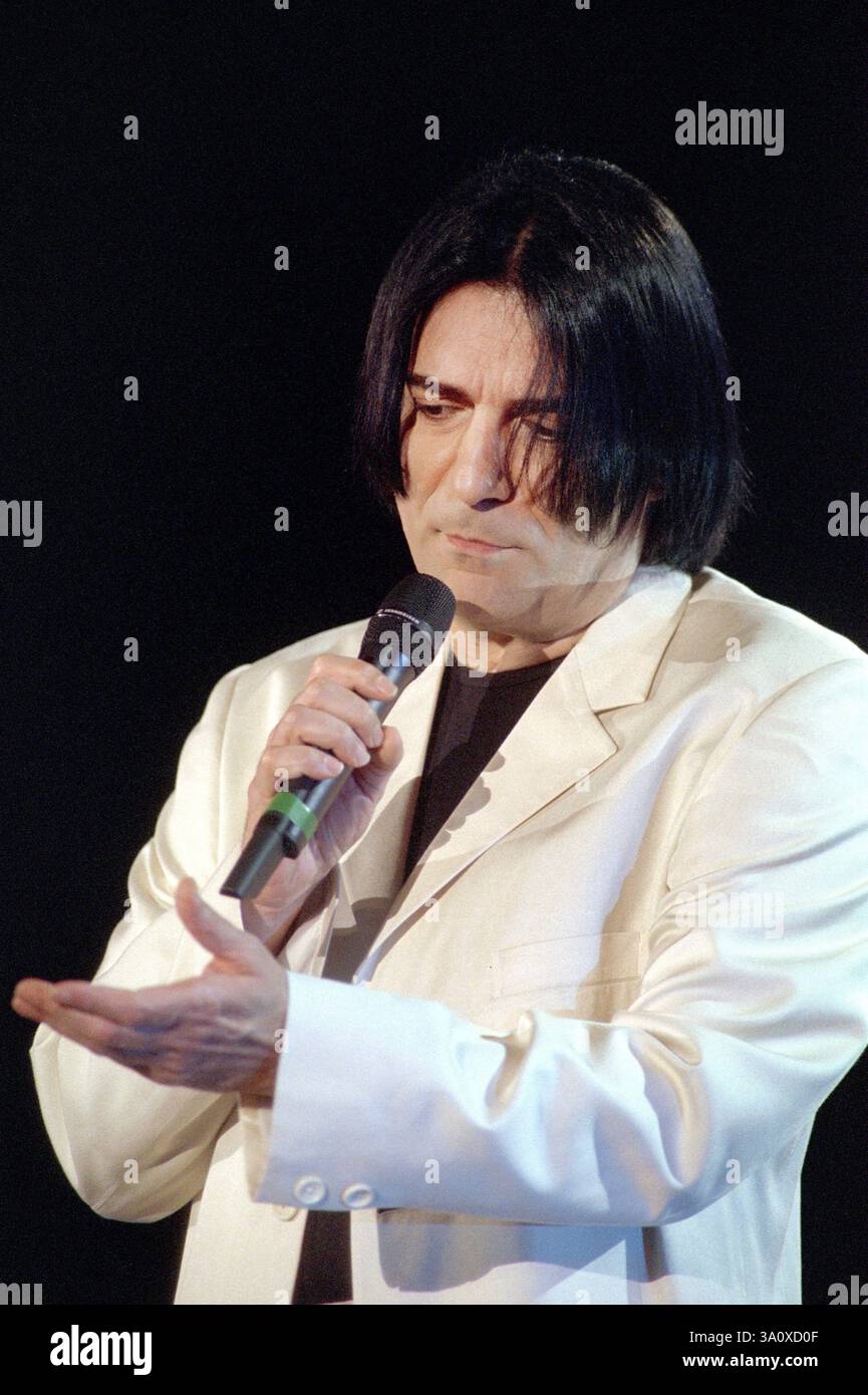 Padova Italy 22/06/1999: Renato Zero,Italian singer,during the live ...