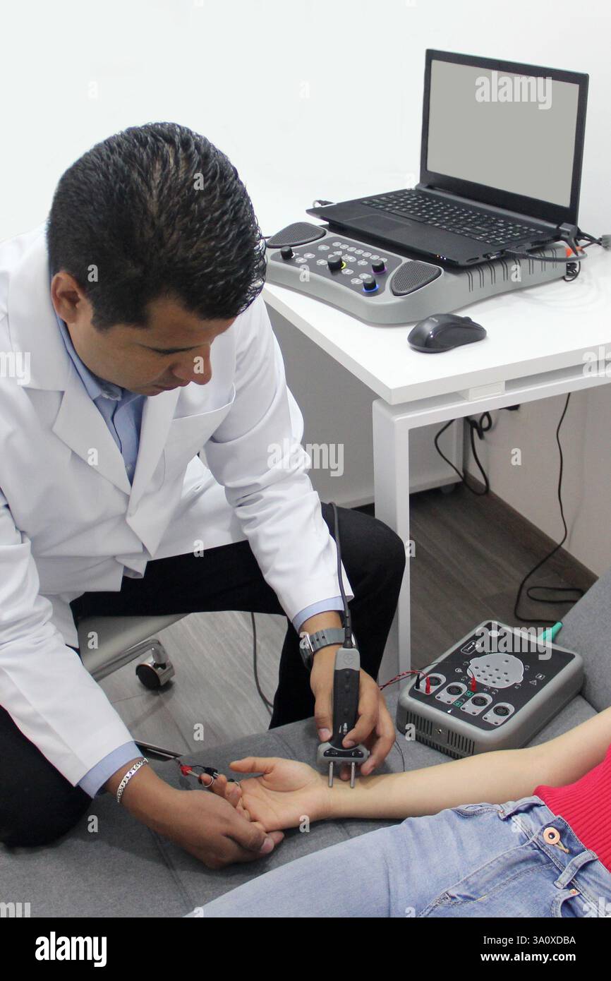 Dark-skinned Latino neurologist specialist doctor performs ...