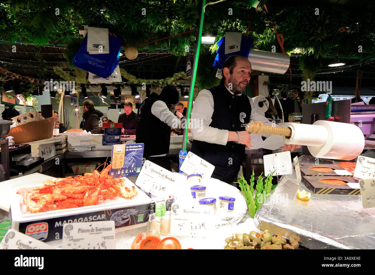 Le marché des enfants rouges hi-res stock photography and images - Alamy