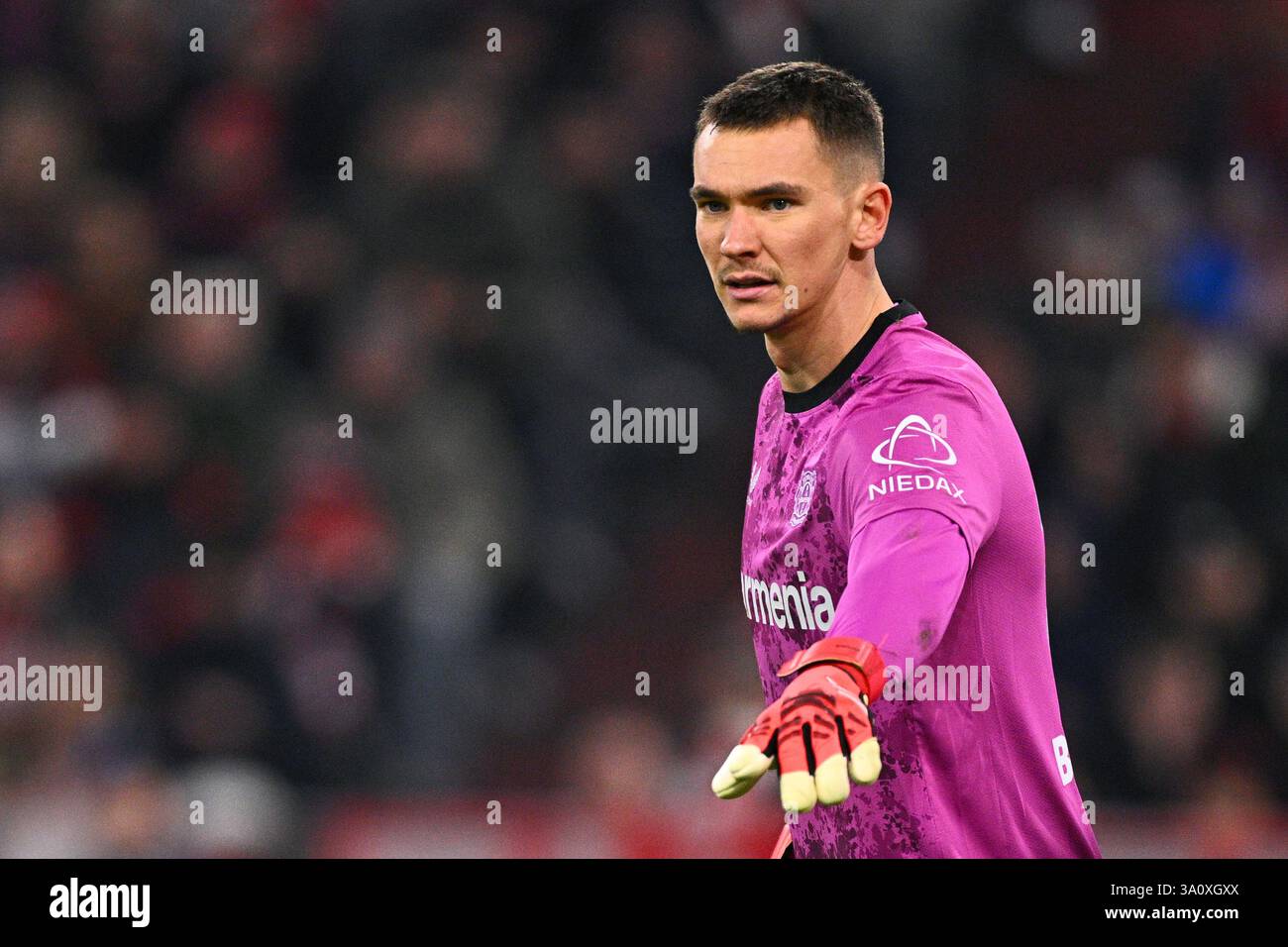 Munich, Germany. 05th Mar, 2025. Soccer, Champions League, FC Bayern ...