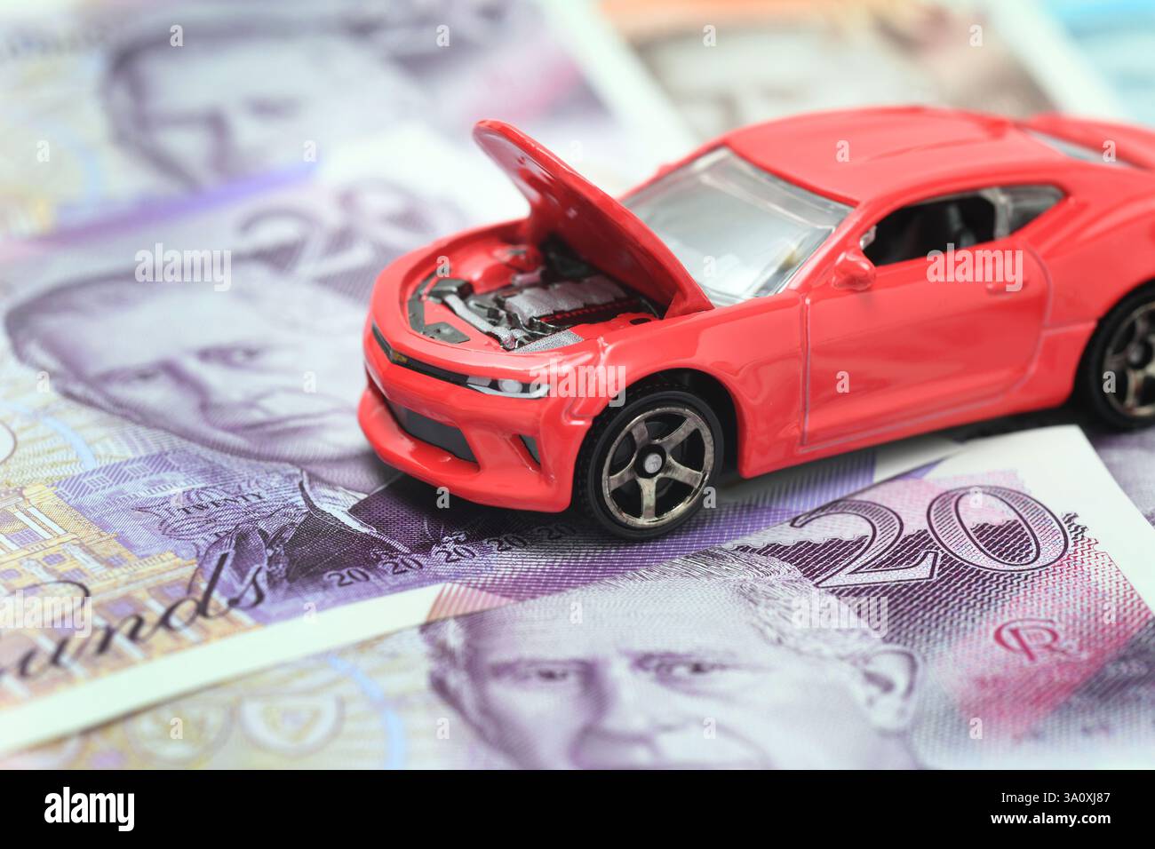 Model car breakdown hi-res stock photography and images - Alamy