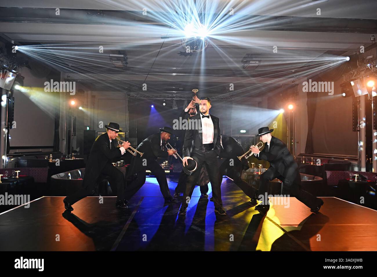 LONDON, ENGLAND - MARCH 5th 2025: Roxie Rocks Chicago at The London ...