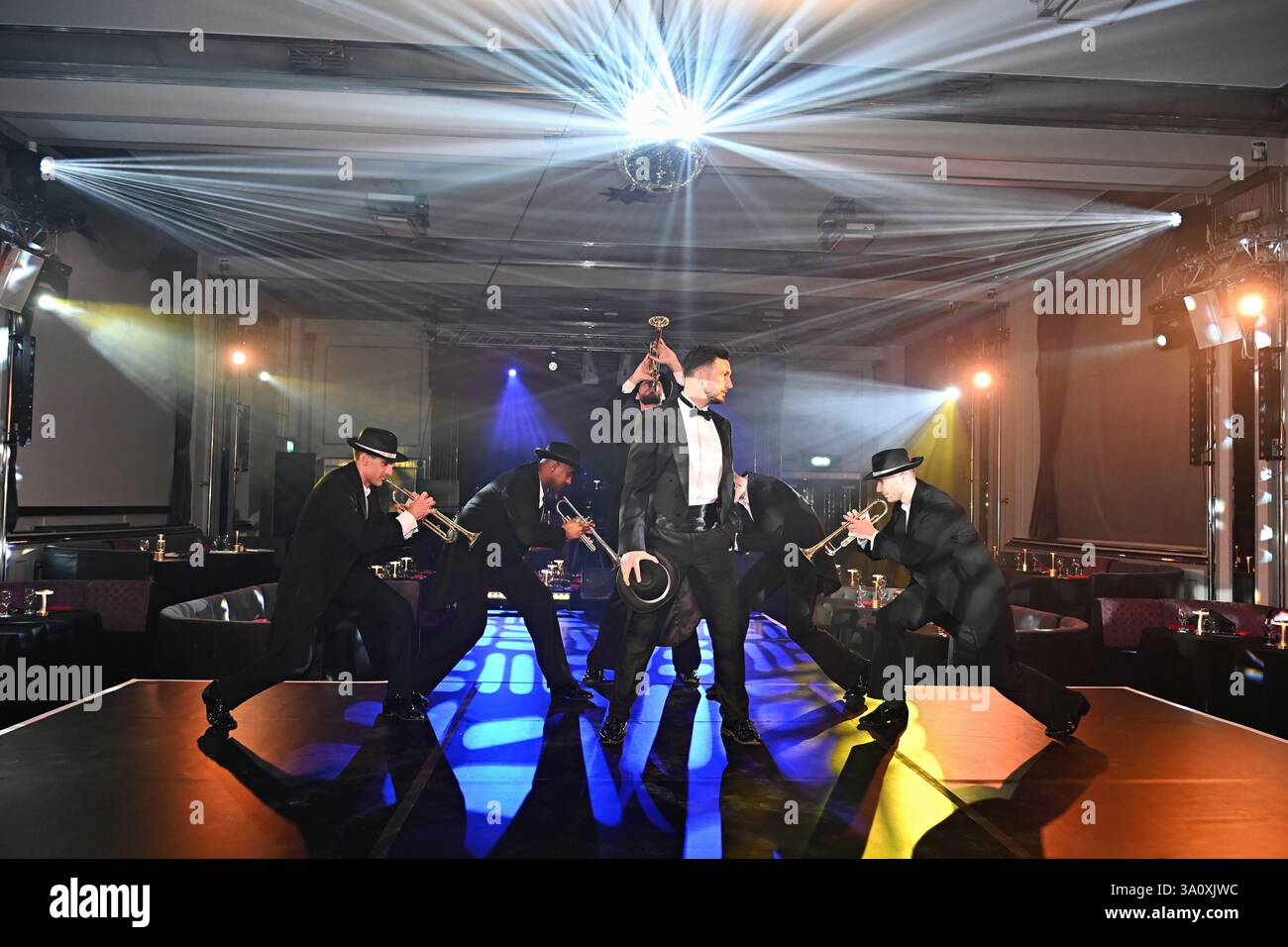 LONDON, ENGLAND - MARCH 5th 2025: Roxie Rocks Chicago at The London ...