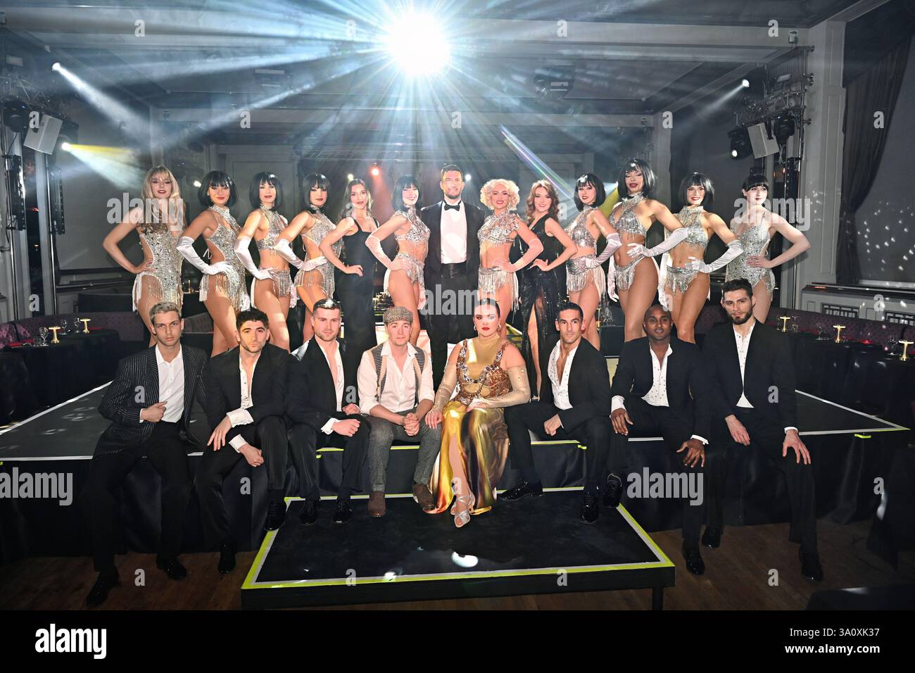 LONDON, ENGLAND - MARCH 5th 2025: Roxie Rocks Chicago at The London ...