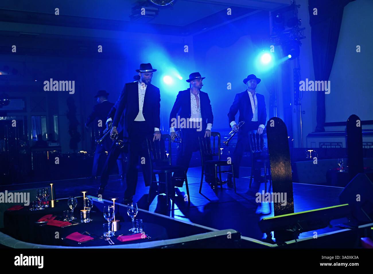 LONDON, ENGLAND - MARCH 5th 2025: Roxie Rocks Chicago at The London ...