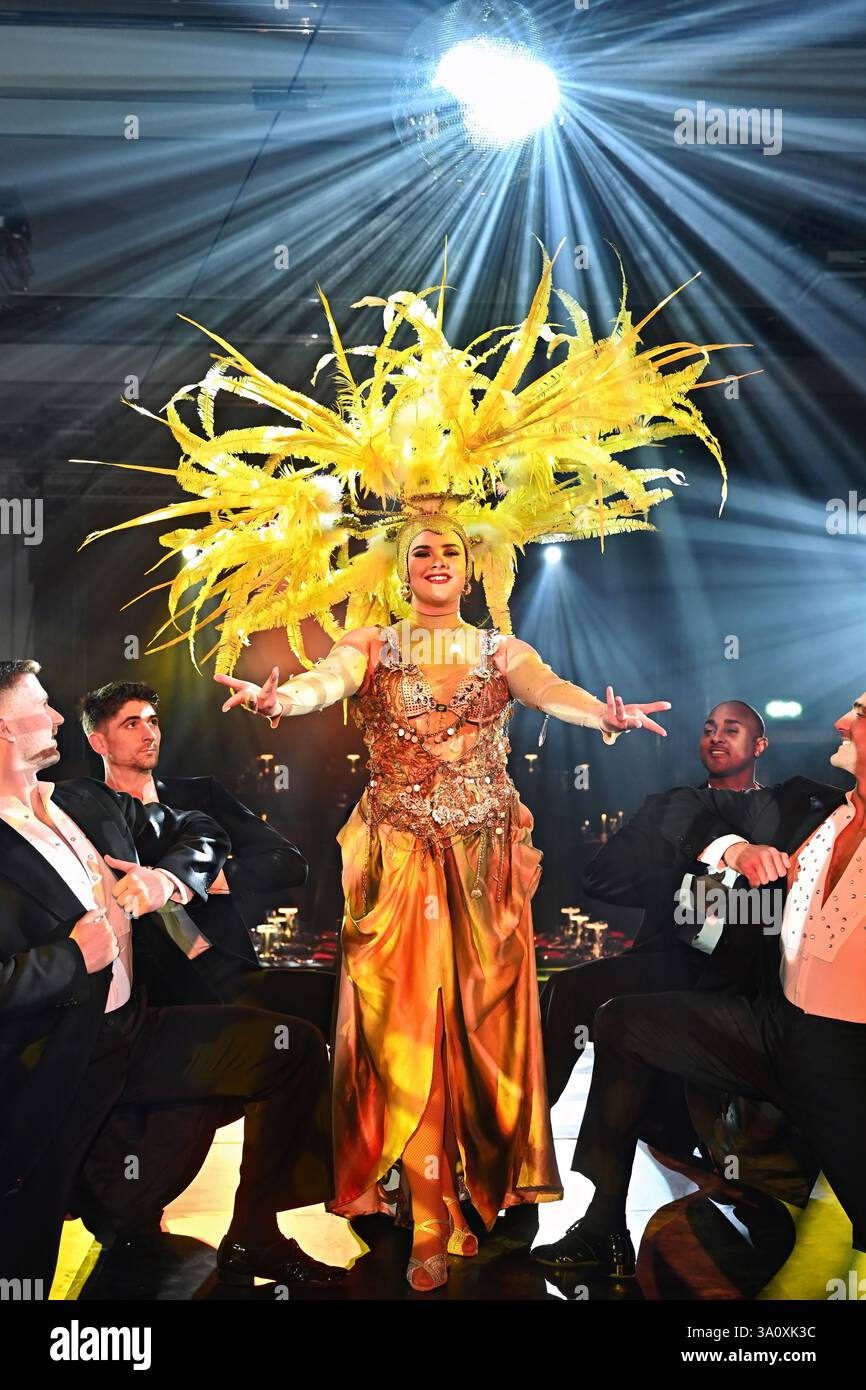 LONDON, ENGLAND - MARCH 5th 2025: Roxie Rocks Chicago at The London ...