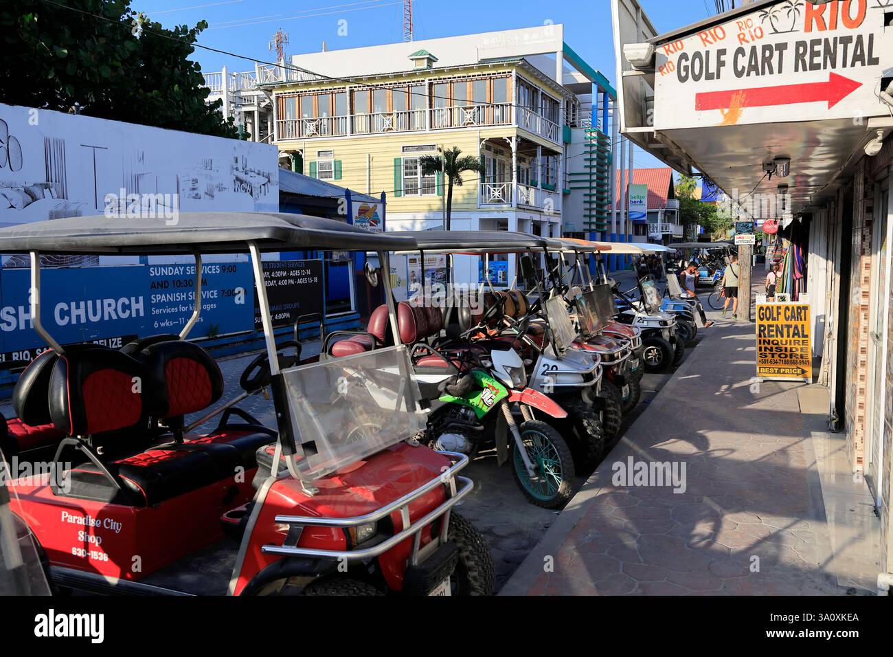 Motor cart carts vehicle vehicles hi-res stock photography and images ...