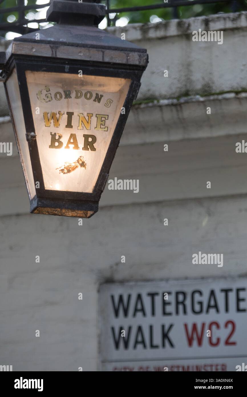 Wine walk sign hi-res stock photography and images - Alamy