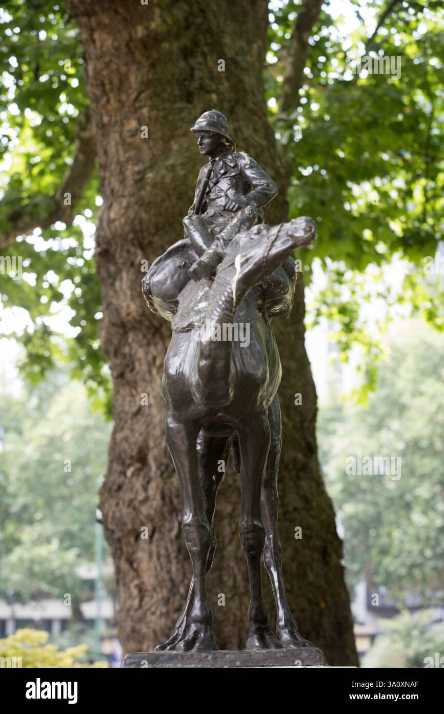 War memorial victoria embankment hi-res stock photography and images ...