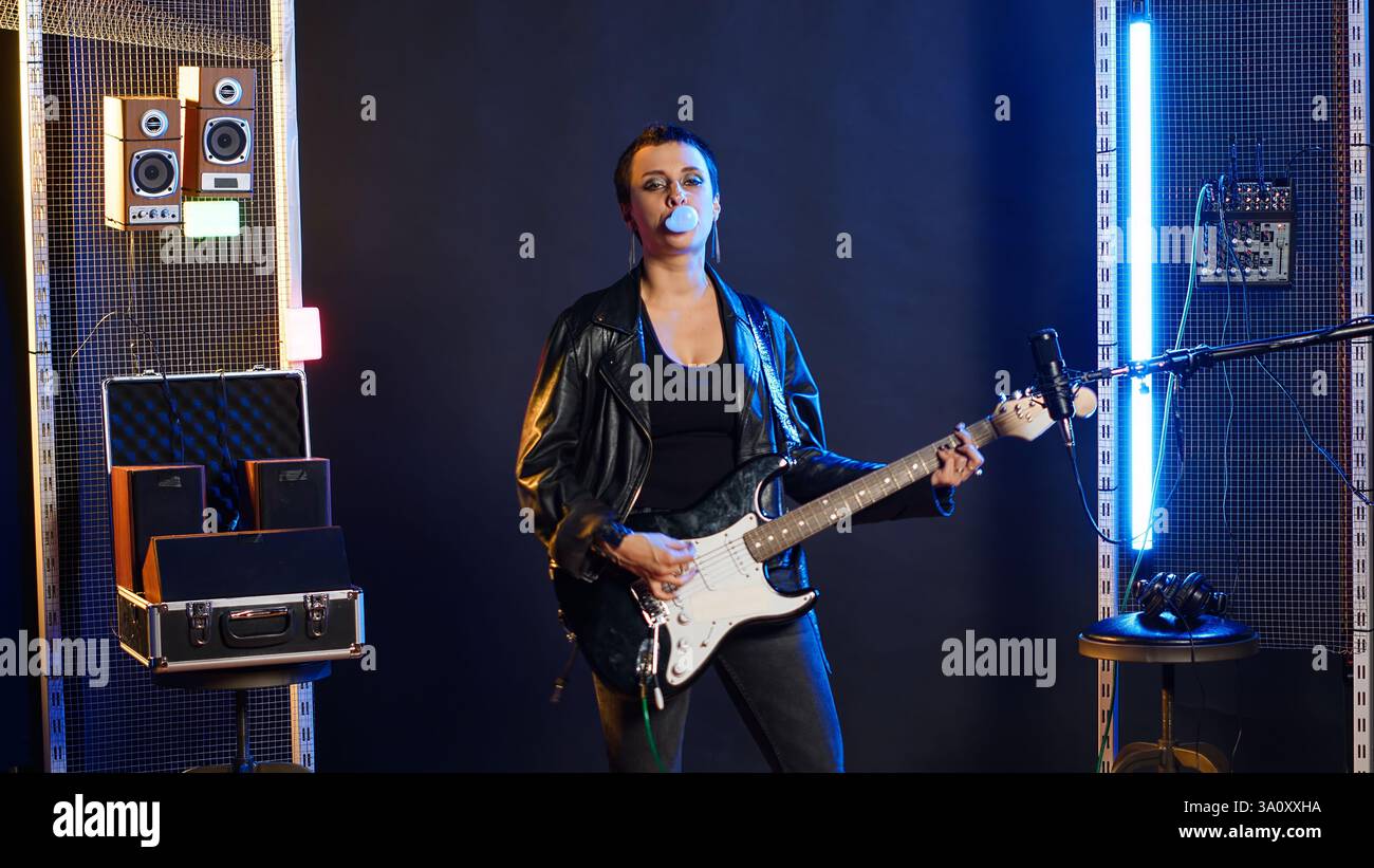 Iconic grunge rocker chewing gum hi-res stock photography and images ...