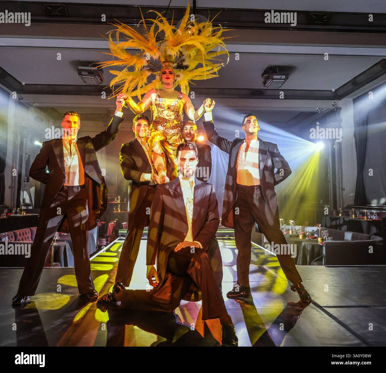 the London Cabaret Club, London uk 05 March 2025Roxie Rocks Chicago ...