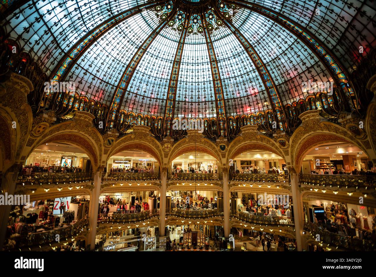 Stunning Interior of Galeries Lafayette with Art Nouveau Design - Paris ...