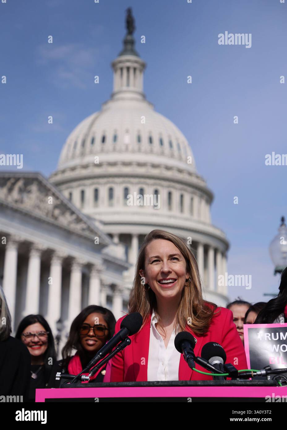 March 4, 2025, Washington Dc, Virginia, USA: Rep. Hillary Scholten (D ...