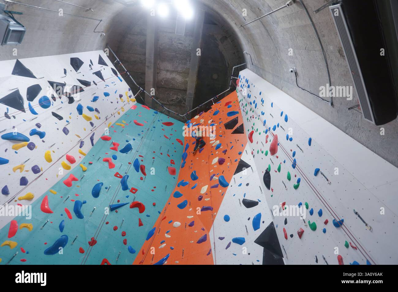 SHANGHAI, CHINA - MARCH 5, 2025 - Extreme sports enthusiasts climb at a ...