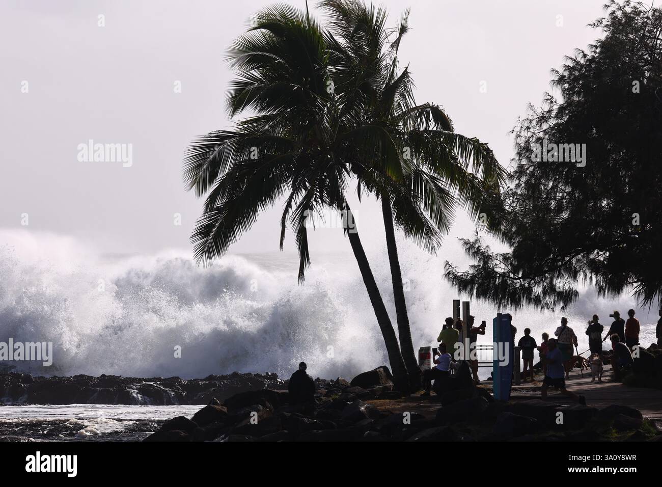 Gold Coast, Australia. 05th Mar, 2025. Big Seas from Tropical cyclone ...