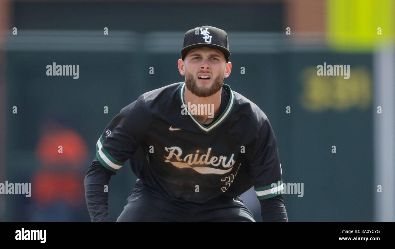 Wright State's Will Cook (33) defends at first base during an NCAA ...