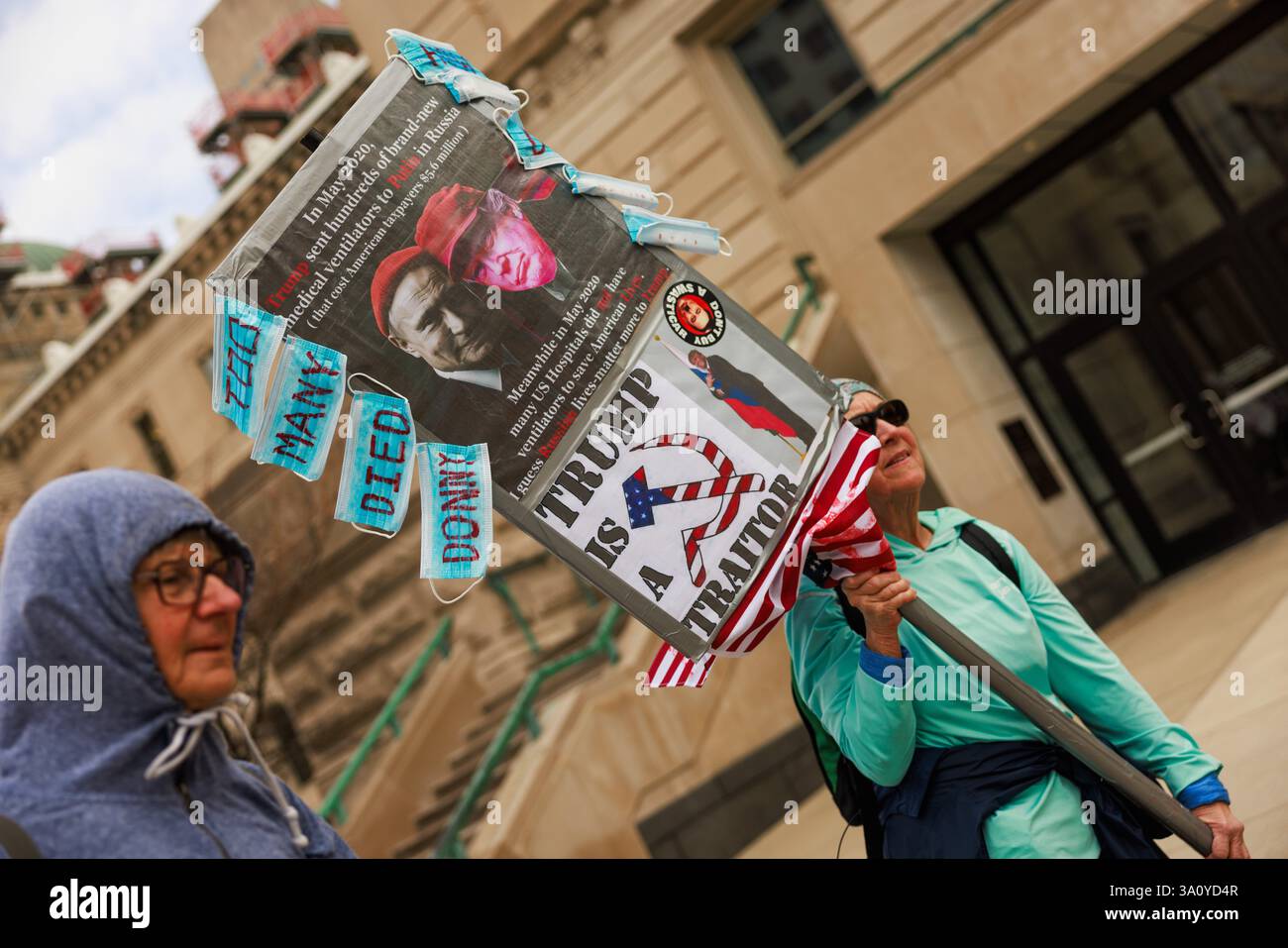 Trump is a traitor hi-res stock photography and images - Alamy