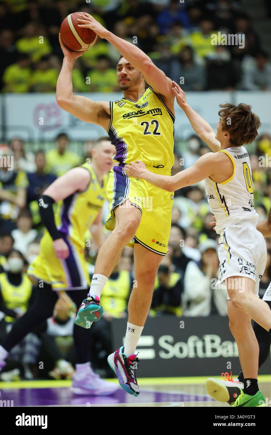 Reid Travis (Sunrockers), MARCH 5, 2025 - Basketball : 2024-25 B.LEAGUE ...