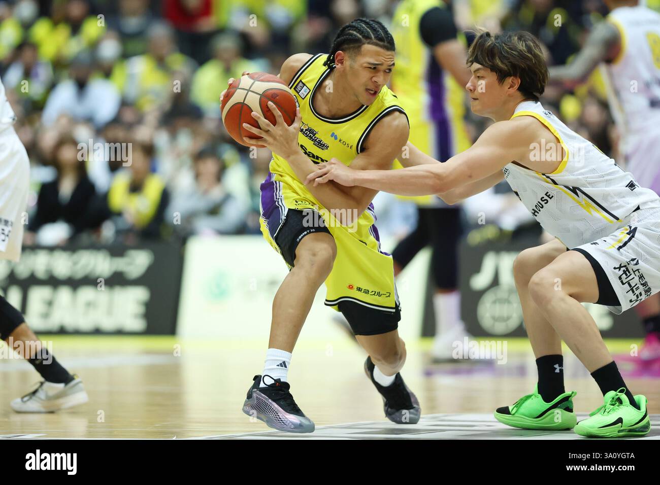 (L-R) John Lawrence Jr. Harper (Sunrockers), Naoto Tsuji (Crane ...