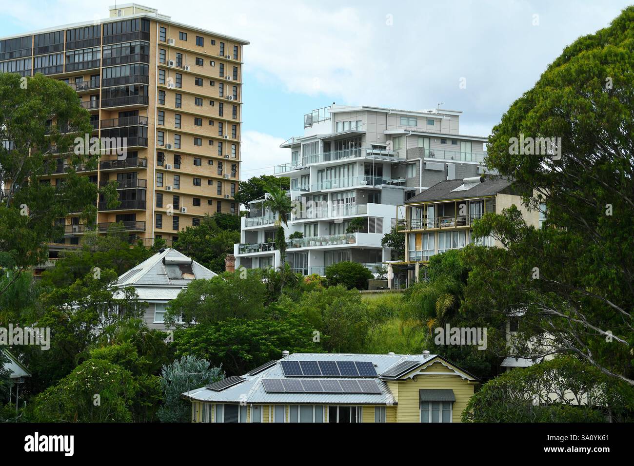 Brisbane, Australia. 18th Feb, 2025. A general view of the suburb of ...