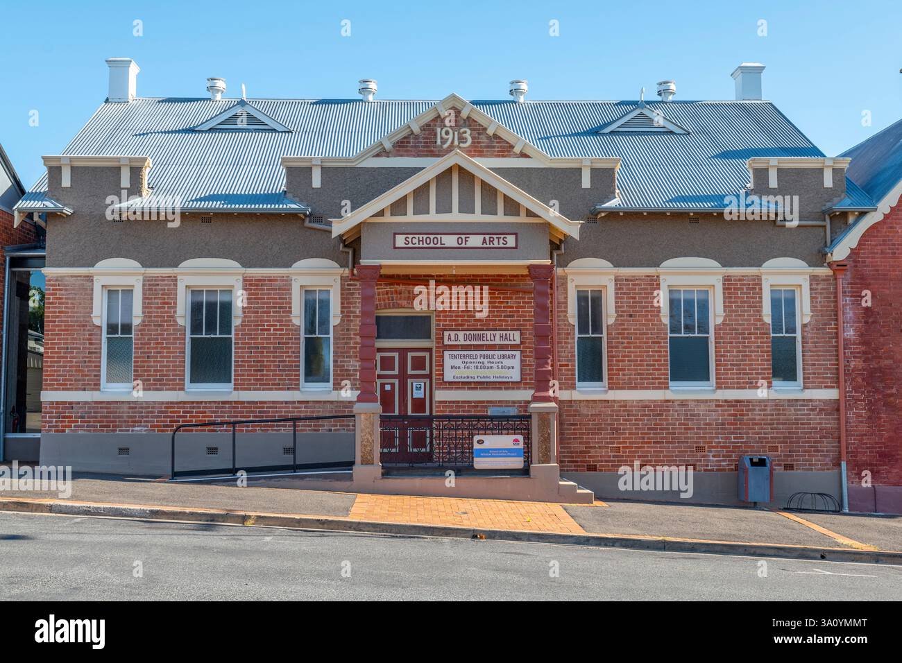 Tenterfield school of arts, now the library in new south wales ...