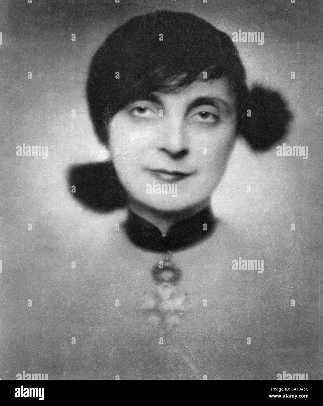 French countess and writer Anna de Noailles, 1920s Stock Photo - Alamy