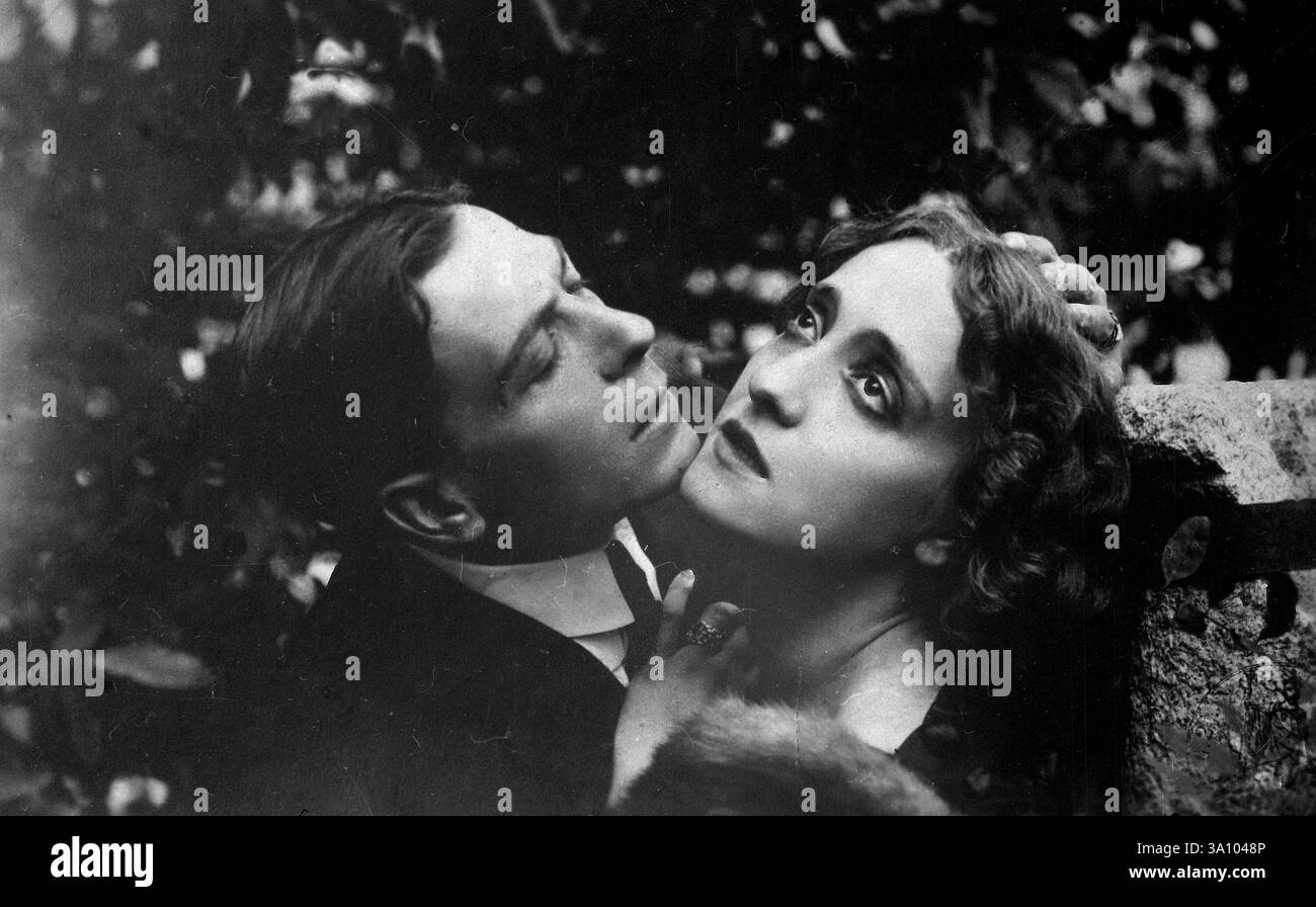 Italian actors Lyda Borelli and Amleto Novelli in a silent movie scene ...