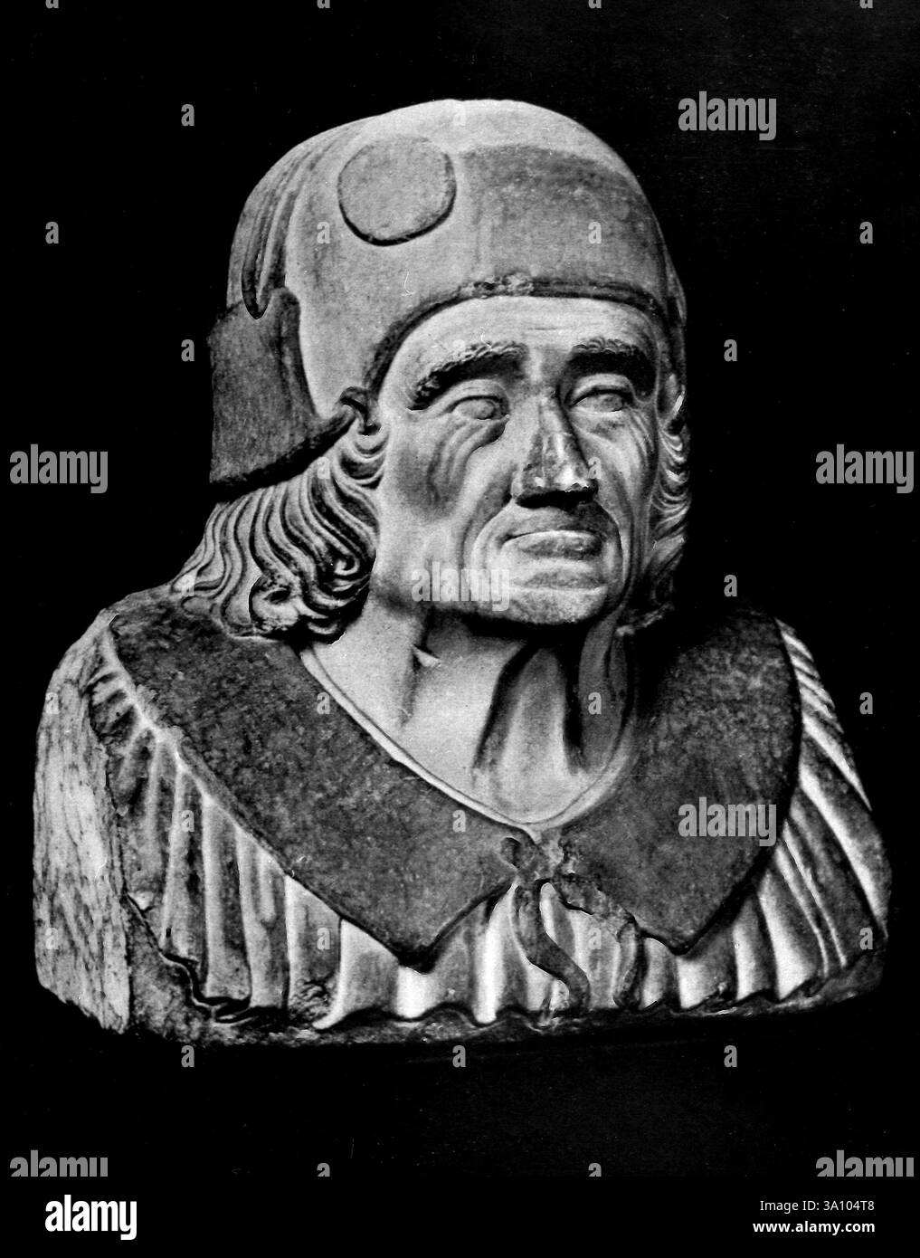 Frederick III, Holy Roman Emperor, bust statue, 1400s Stock Photo - Alamy