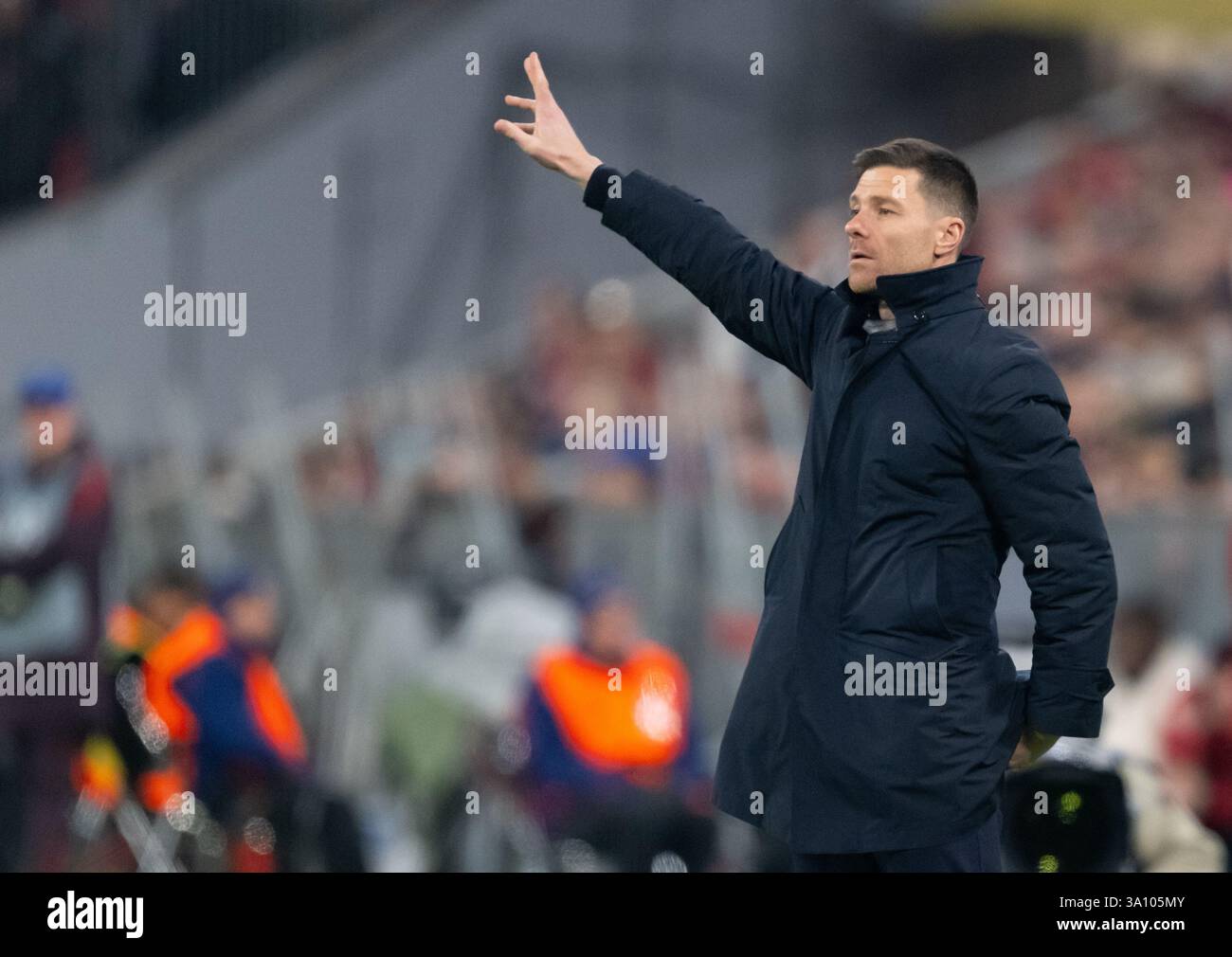 Munich, Germany. 05th Mar, 2025. Soccer: Champions League, Bayern ...