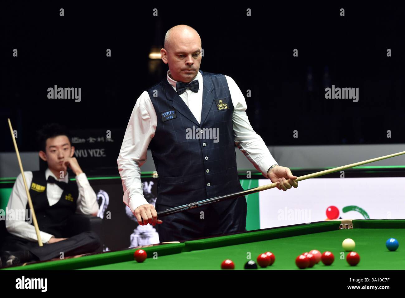 Hong Kong, China. 6th Mar, 2025. Stuart Bingham competes during the ...