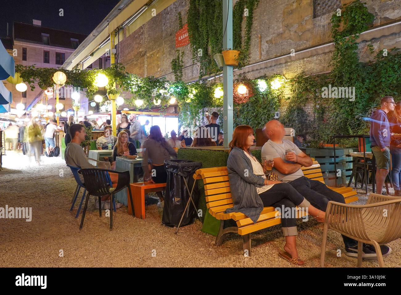 Hungary, Budapest, the Karavan is Hungary's first and most succesful ...