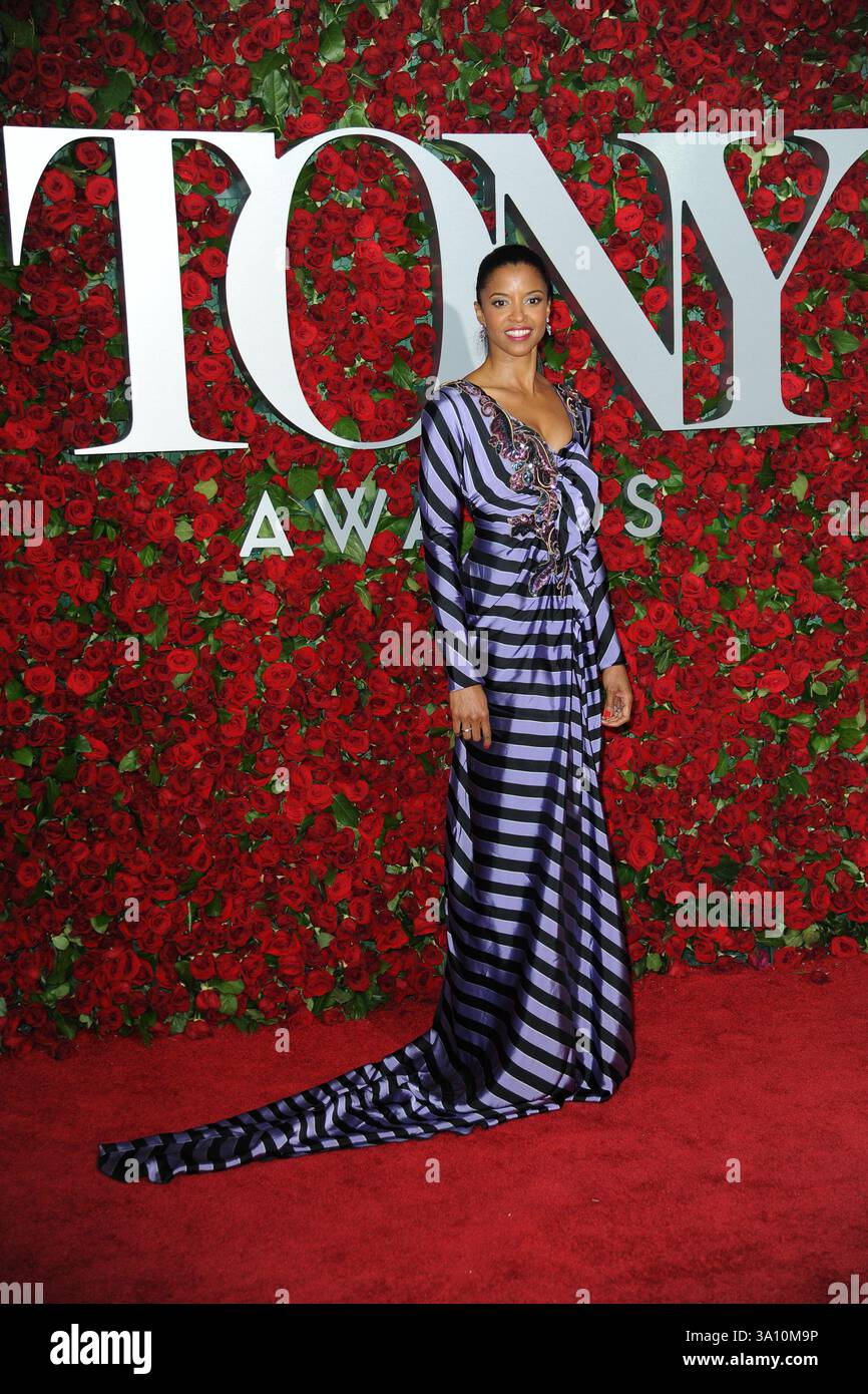 Renee Elise Goldsberry arriving at the 70th Annual Tony Awards at The ...