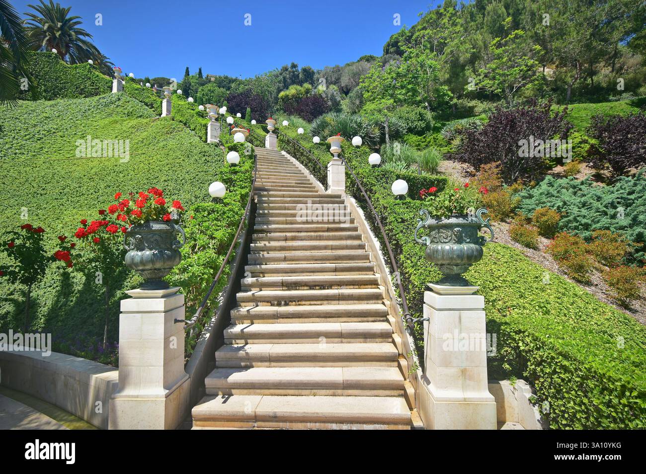 Bahai Gardens on Mount Carmel - landmark of Haifa, Israel. Baha'i World ...