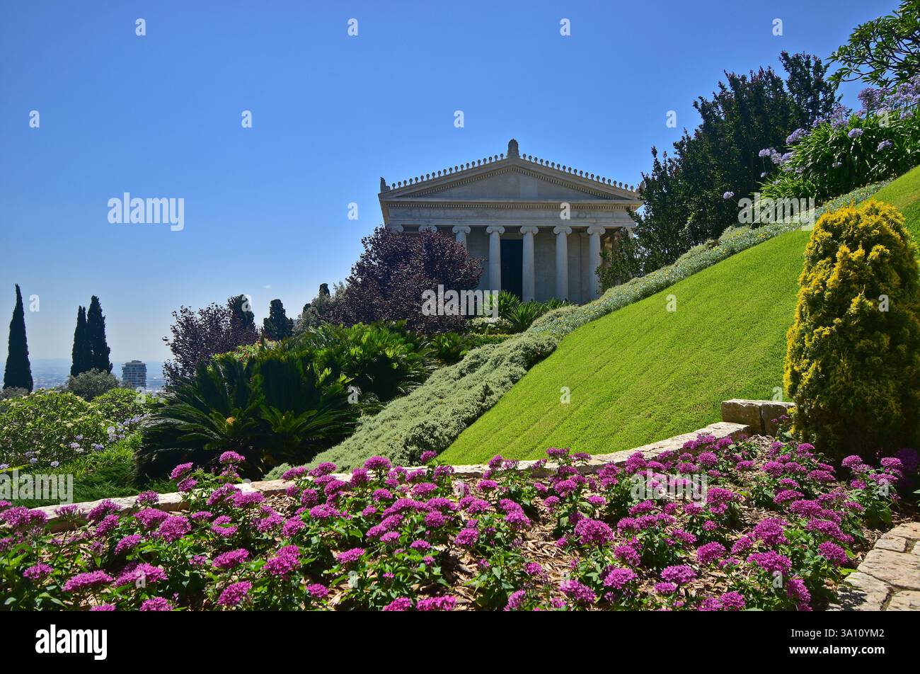 Bahai Gardens on Mount Carmel - landmark of Haifa, Israel. Baha'i World ...