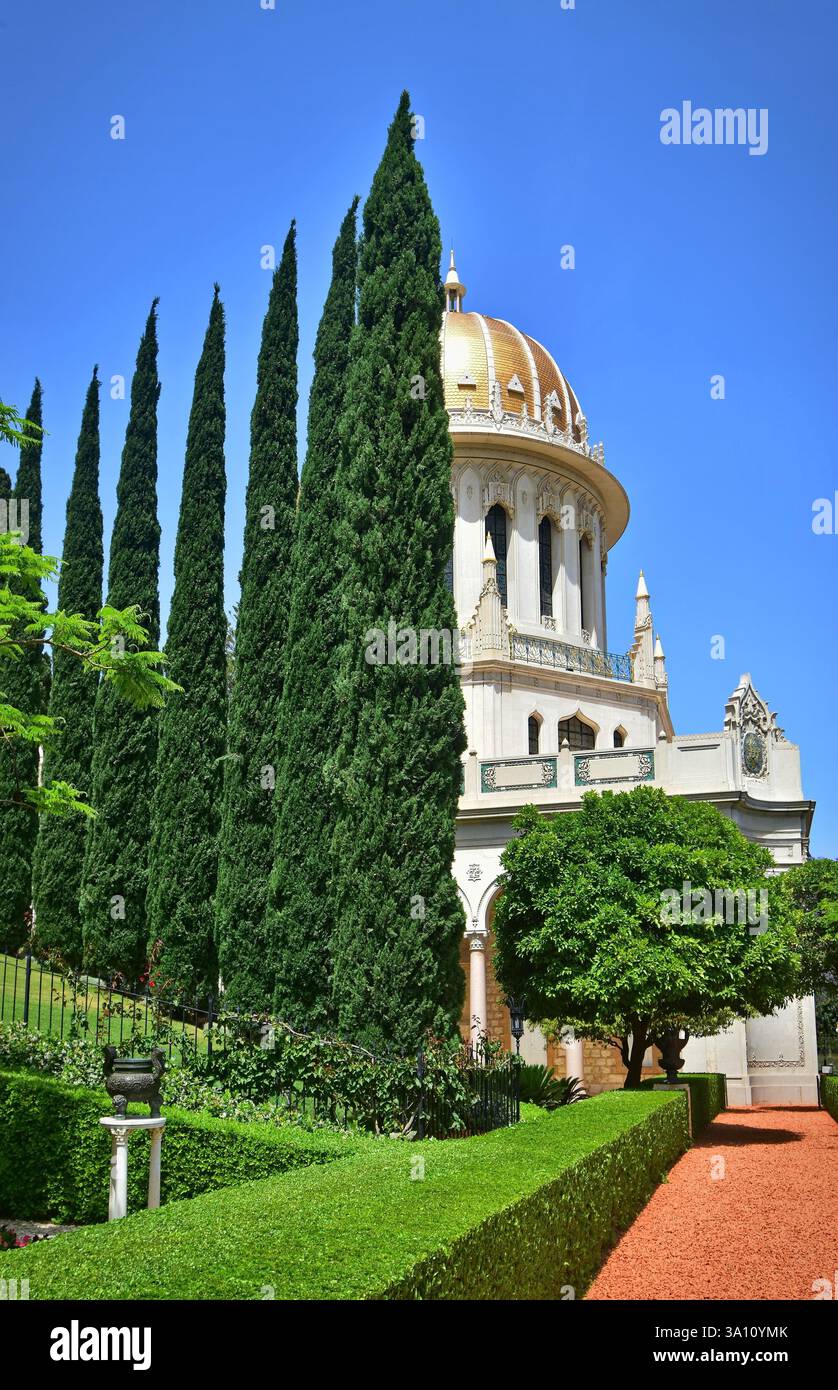 Bahai Gardens on Mount Carmel - landmark of Haifa, Israel. Baha'i World ...