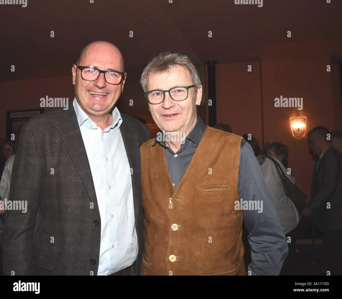 Darsteller Martin Rassau Schauspieler Volker Heissmann Schauspieler ...