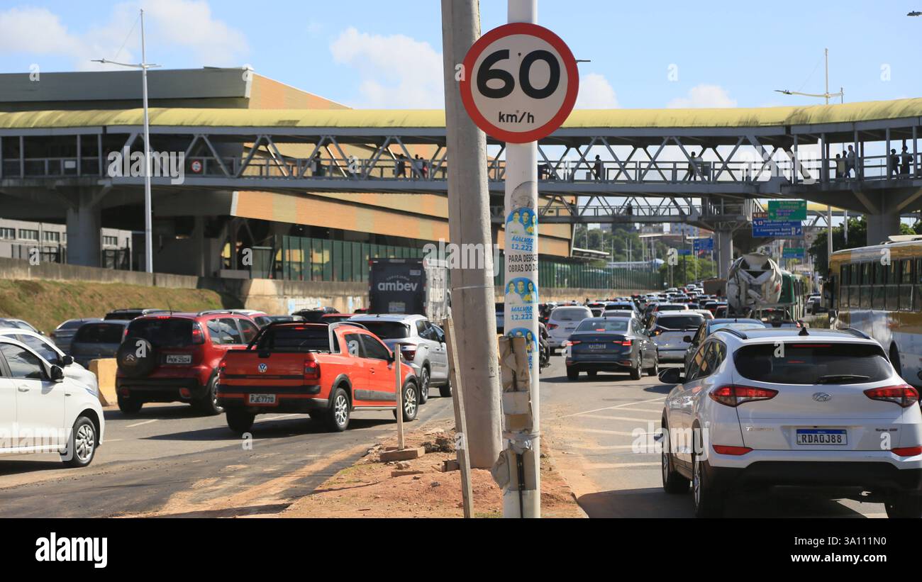 traffic sign salvador bahia, brazil - january 11, 2025: traffic sign ...