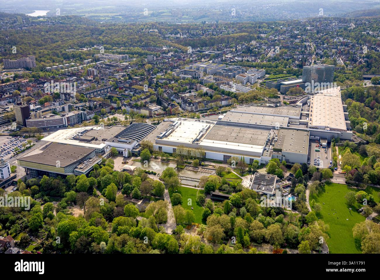 Aerial view, Messe Essen site, Eon headquarters and commercial area ...