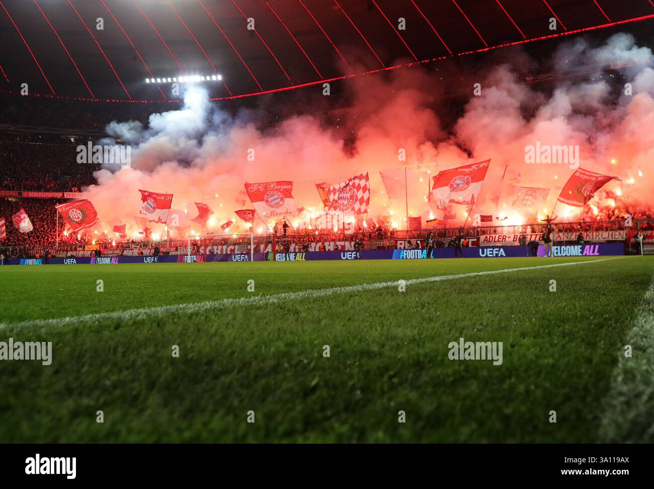 Fussball, Herren, Champions League, Saison 2024/2025, FC Bayern München ...