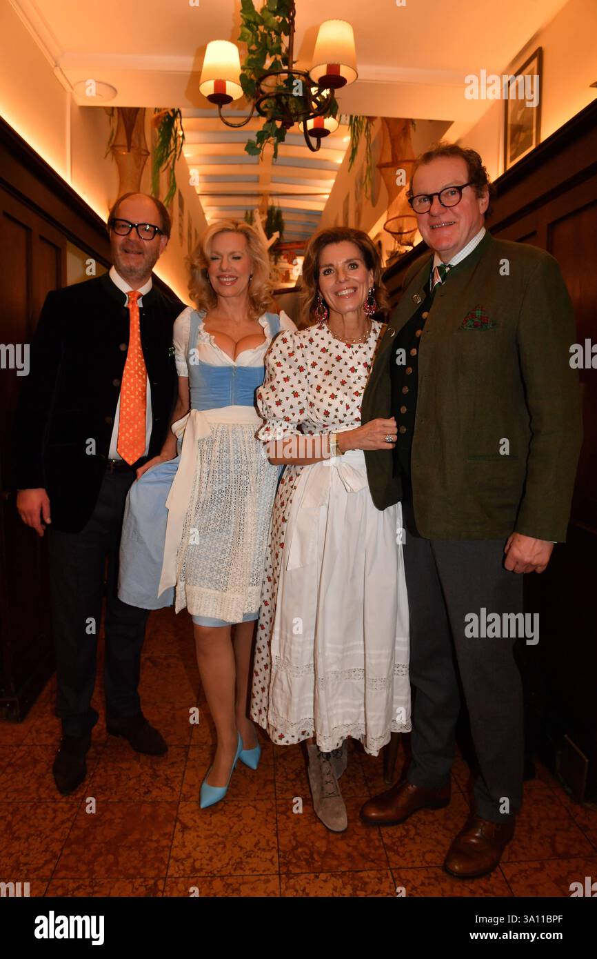 Max Dietl mit Ehefrau und Franz Georg Strauß mit Ehefrau ...