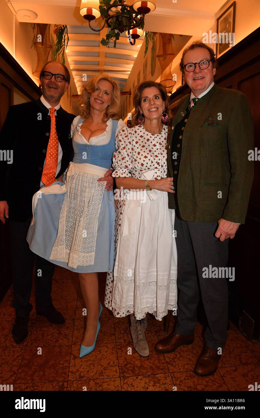 Max Dietl mit Ehefrau und Franz Georg Strauß mit Ehefrau ...