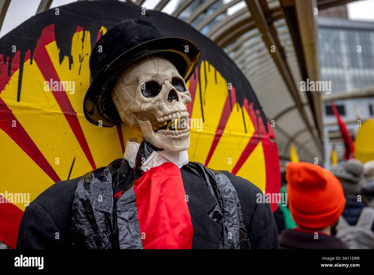 Members of the climate activist group Extinction Rebellion protest ...