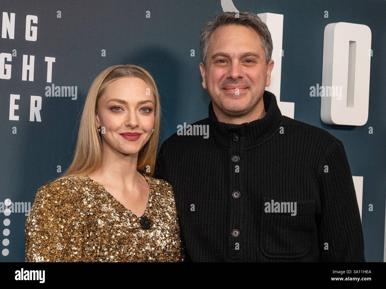Amanda Seyfried and Thomas Sadoski attend premiere for 'Long Bright ...
