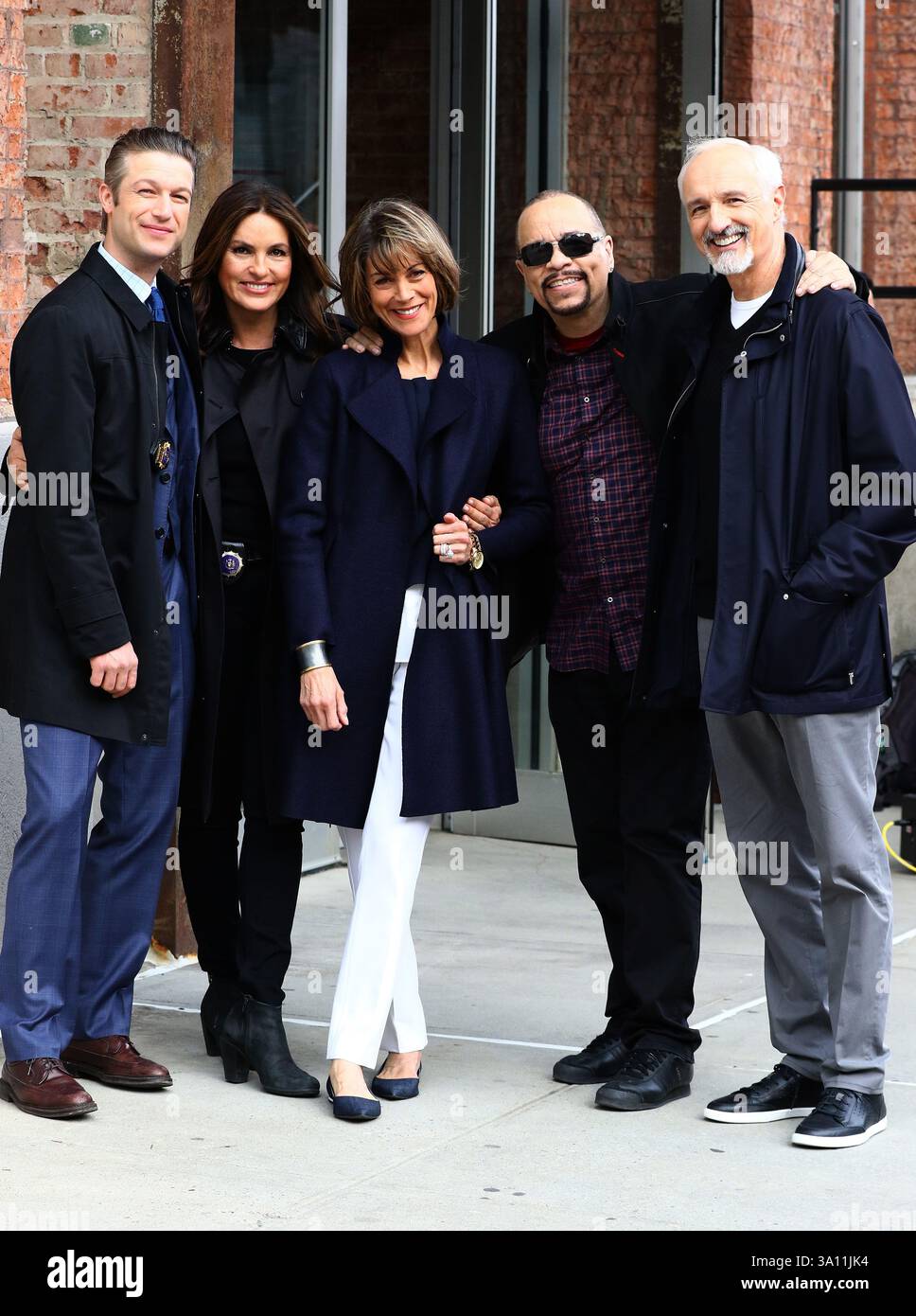 Actors Peter Scanavino, Mariska Hargitay, Wendie Malick, Ice T and Michael Gross were on the set ...