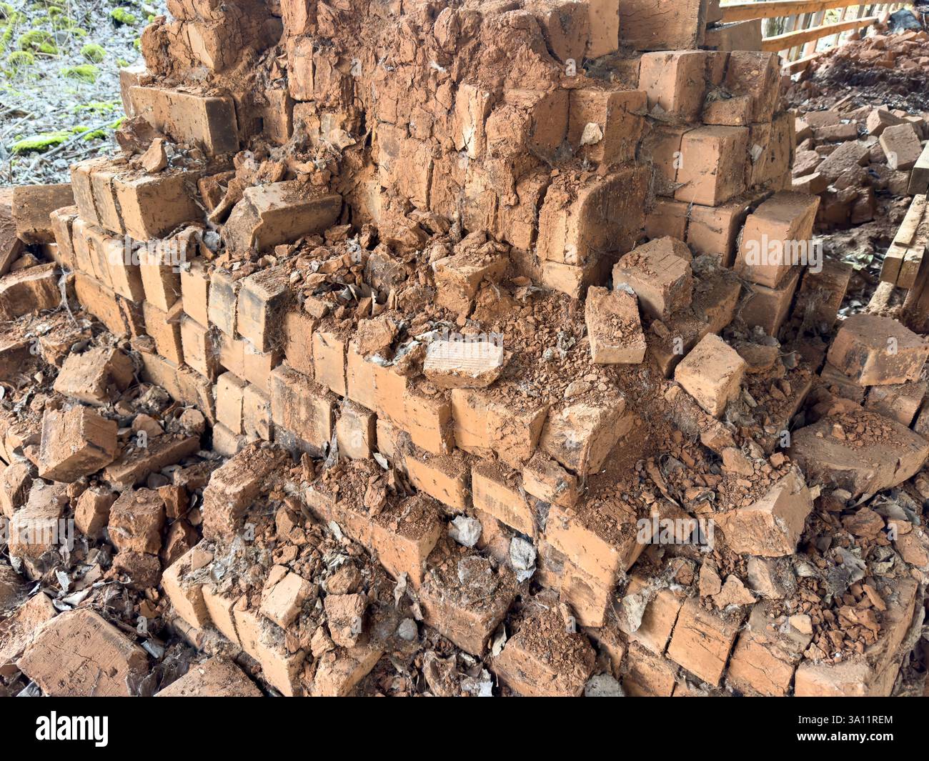 old red bricks stone wall texture in a brick factory Stock Photo - Alamy