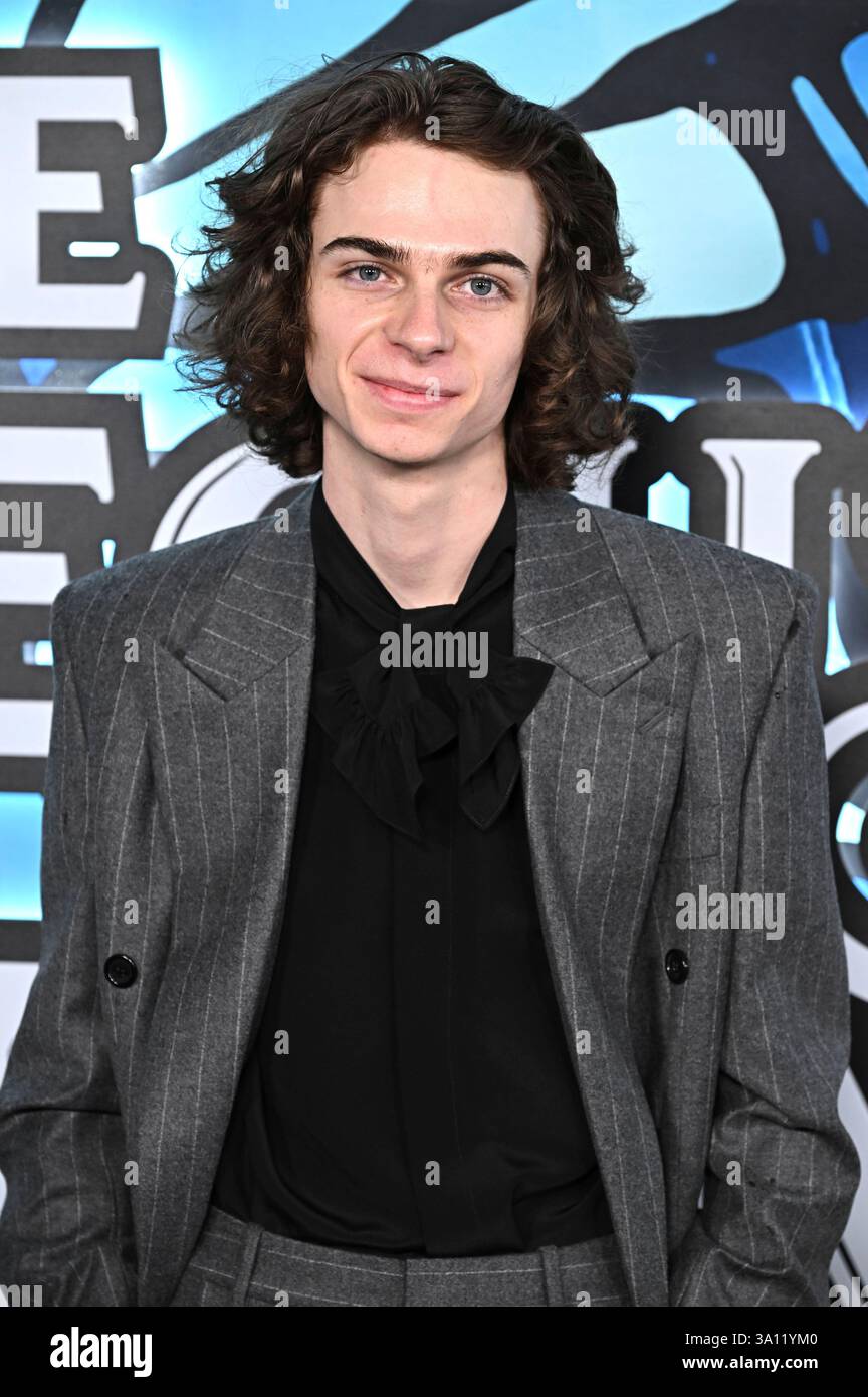 Jackson Kelly bei der Premiere der 4. und finalen Staffel der HBO Serie ...